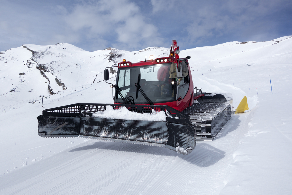 Haute-Savoie : une skieuse meurt écrasée sous un chasse-neige