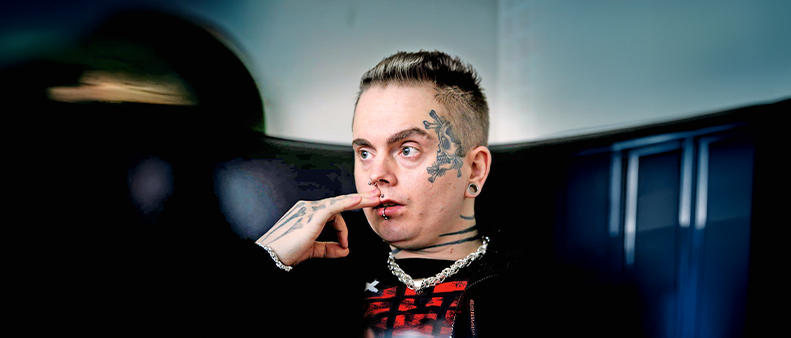 Suède : la fille du « cannibale de Skara » raconte son enfance brisée ...